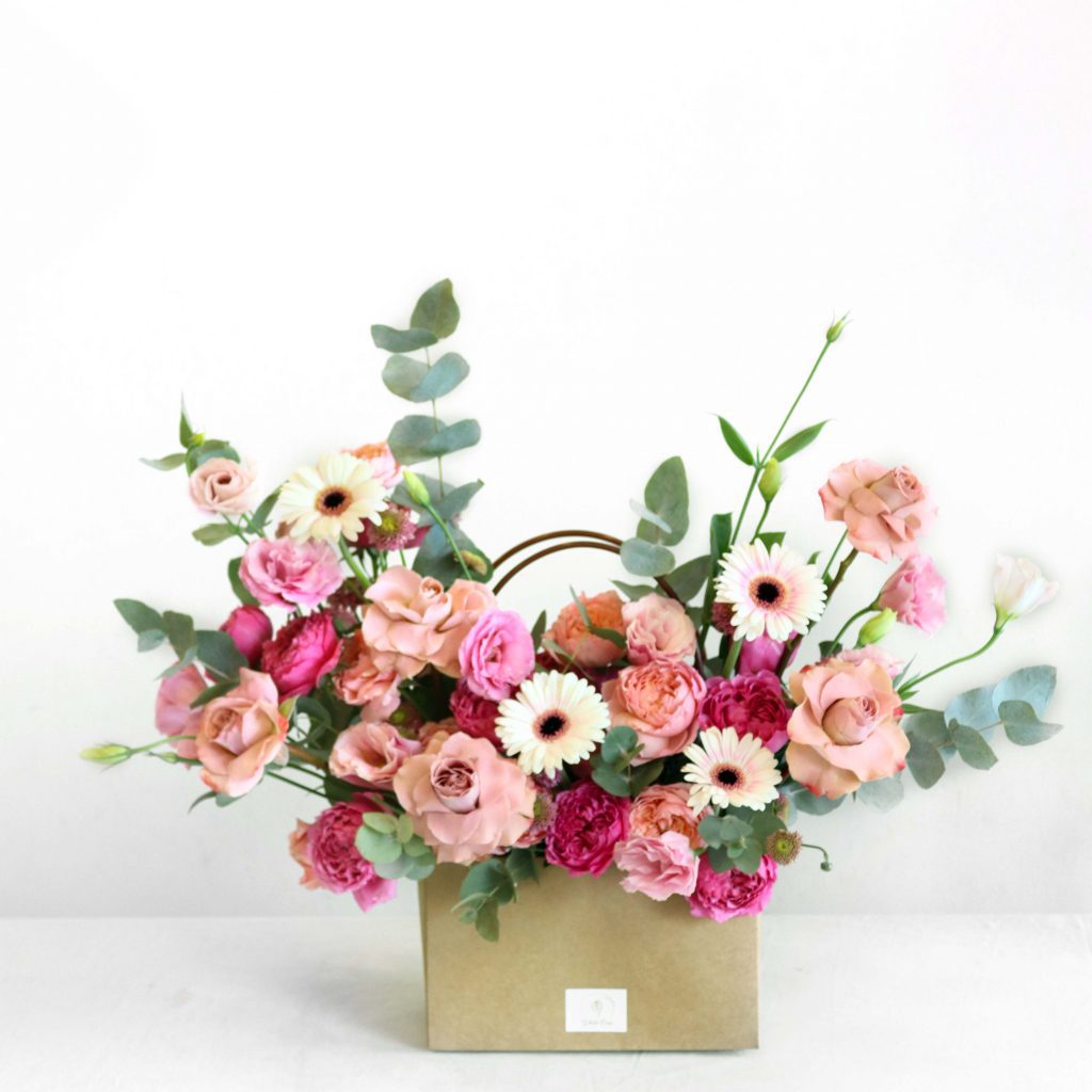 Make a Wish Flower Bag - White Rose Flowers